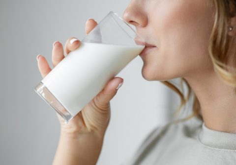Does Milk Hydrate Better Than Water? | Supplement Institute